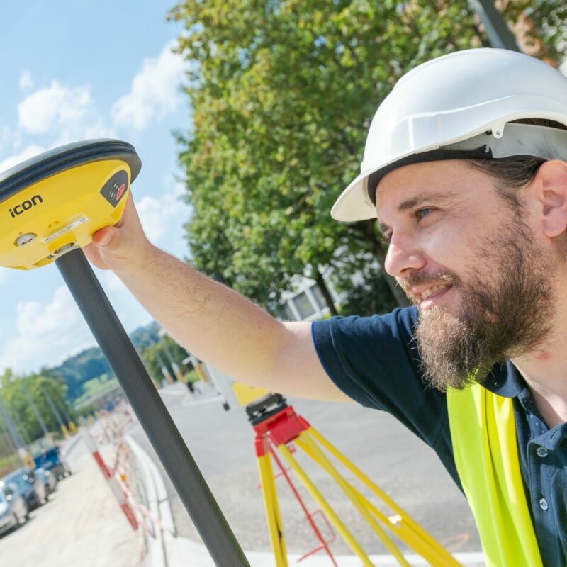 Leica iCON iCG30 - See Best Price & Buy Here